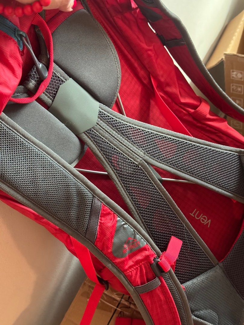 McKinley Northern Light 26 Backpacker Backpack - Red, Men's Fashion ...