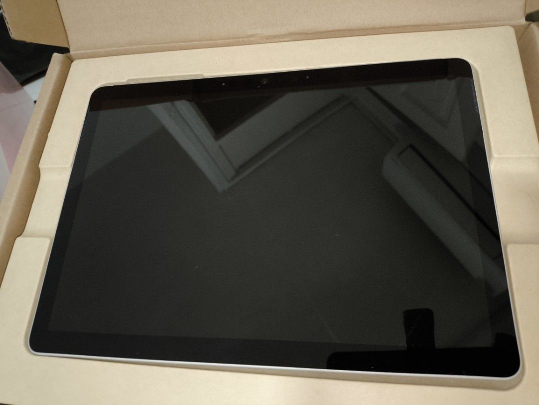 Microsoft Surface Go 2 - 128GB, 8GB RAM, Computers & Tech, Laptops ...