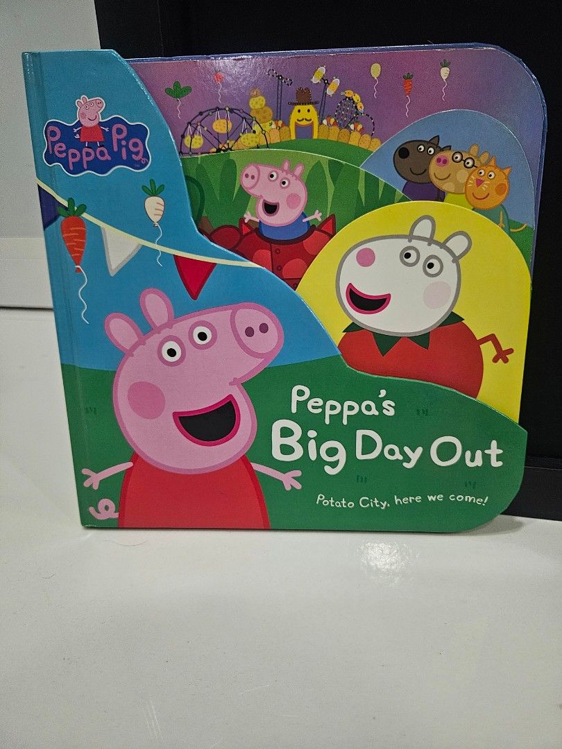 Peppa Pig's Big Day Out Book, Hobbies & Toys, Books & Magazines ...