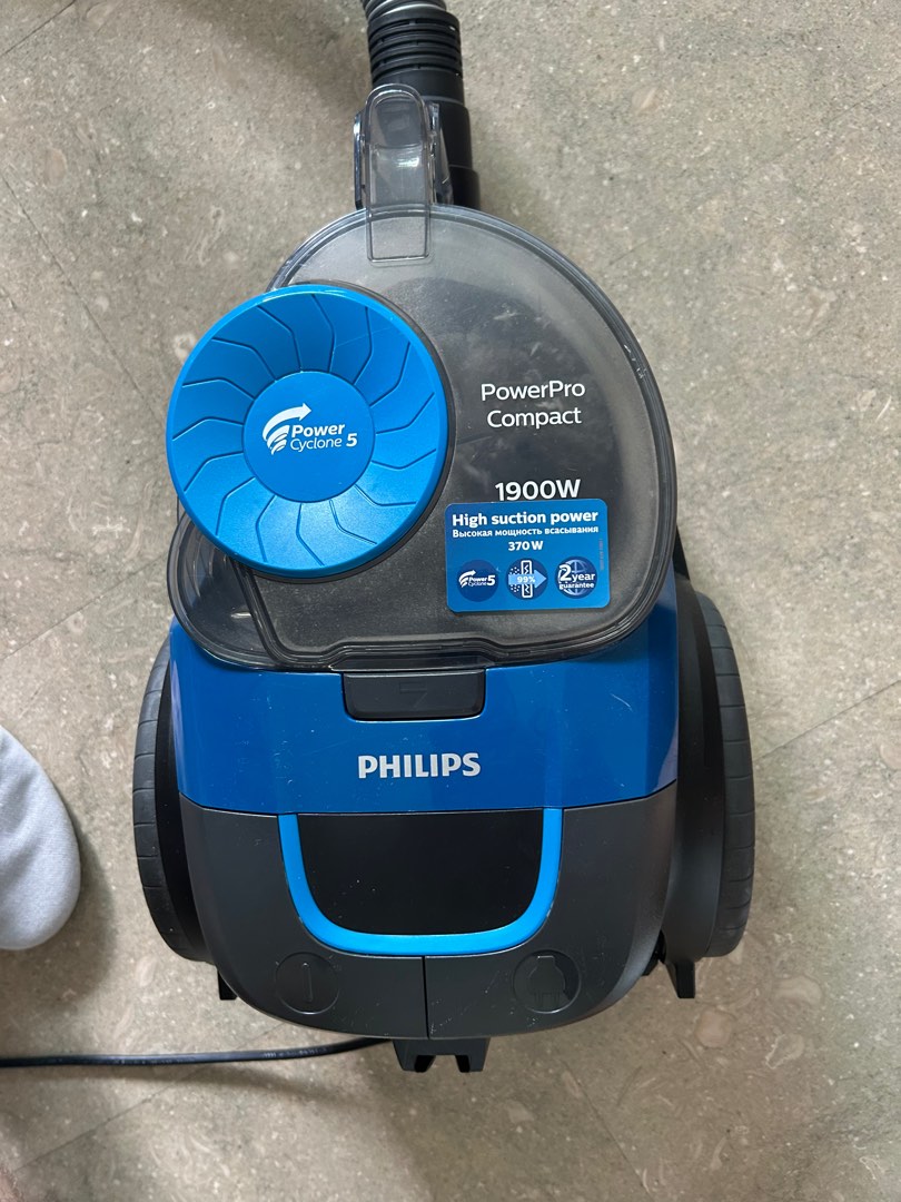 Philips PowerPro Compact Vacuum Cleaner, TV & Home Appliances, Vacuum ...