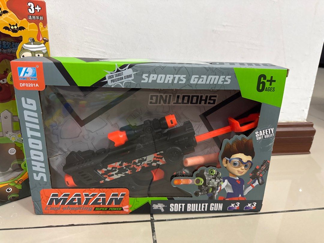 Plants vs Zombies Toy Set & Soft Bullet Gun, Hobbies & Toys, Toys ...