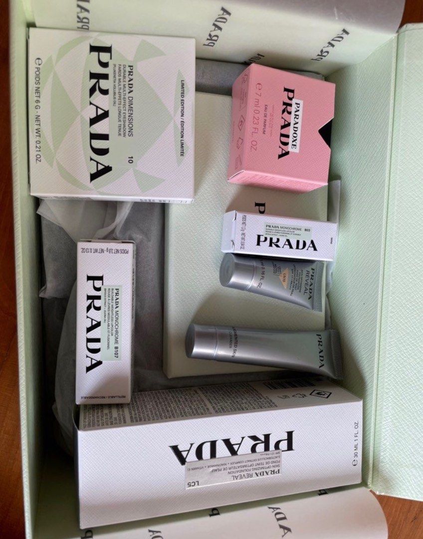 Prada Gift Set - Limited Edition, Beauty & Personal Care, Fragrance ...