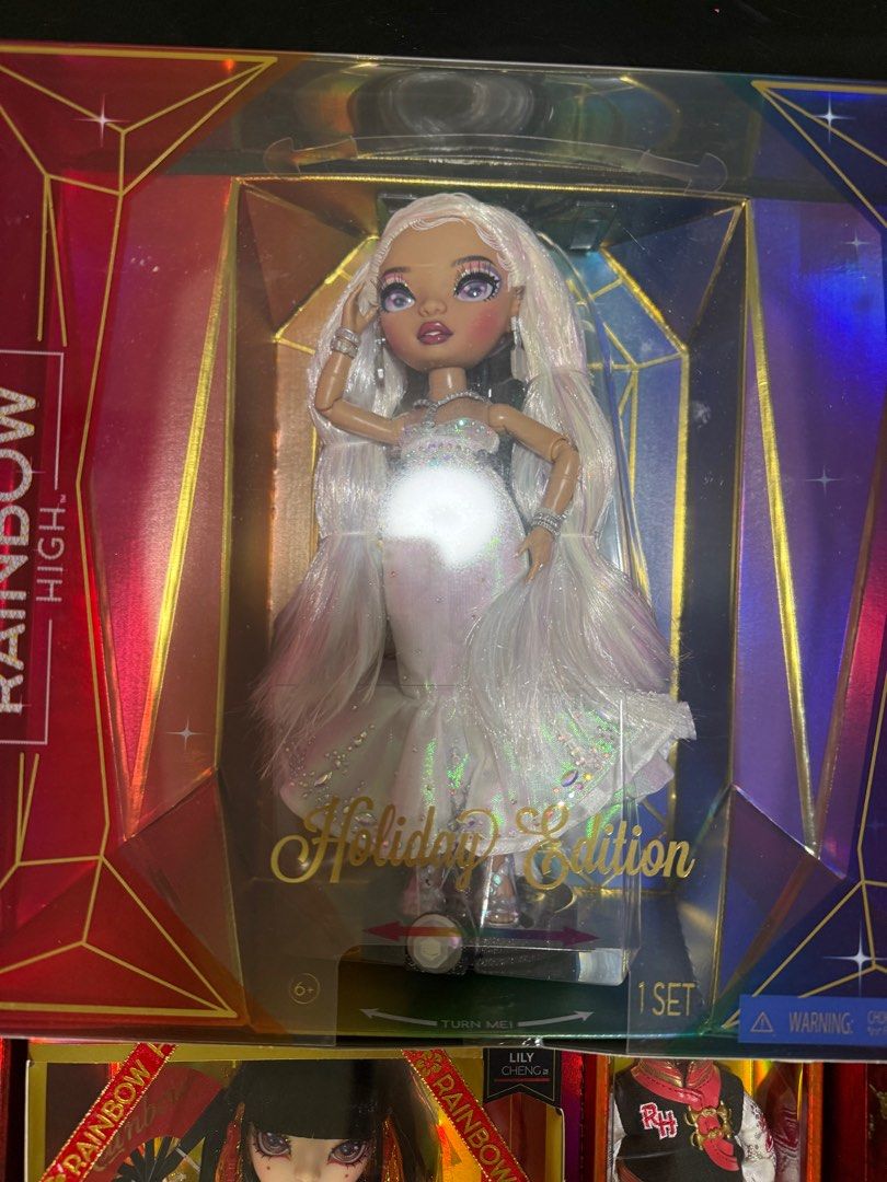 Rainbow High Dolls NEW IN BOX - Lily Cheng, Roxie Grand, Kia Hart ...