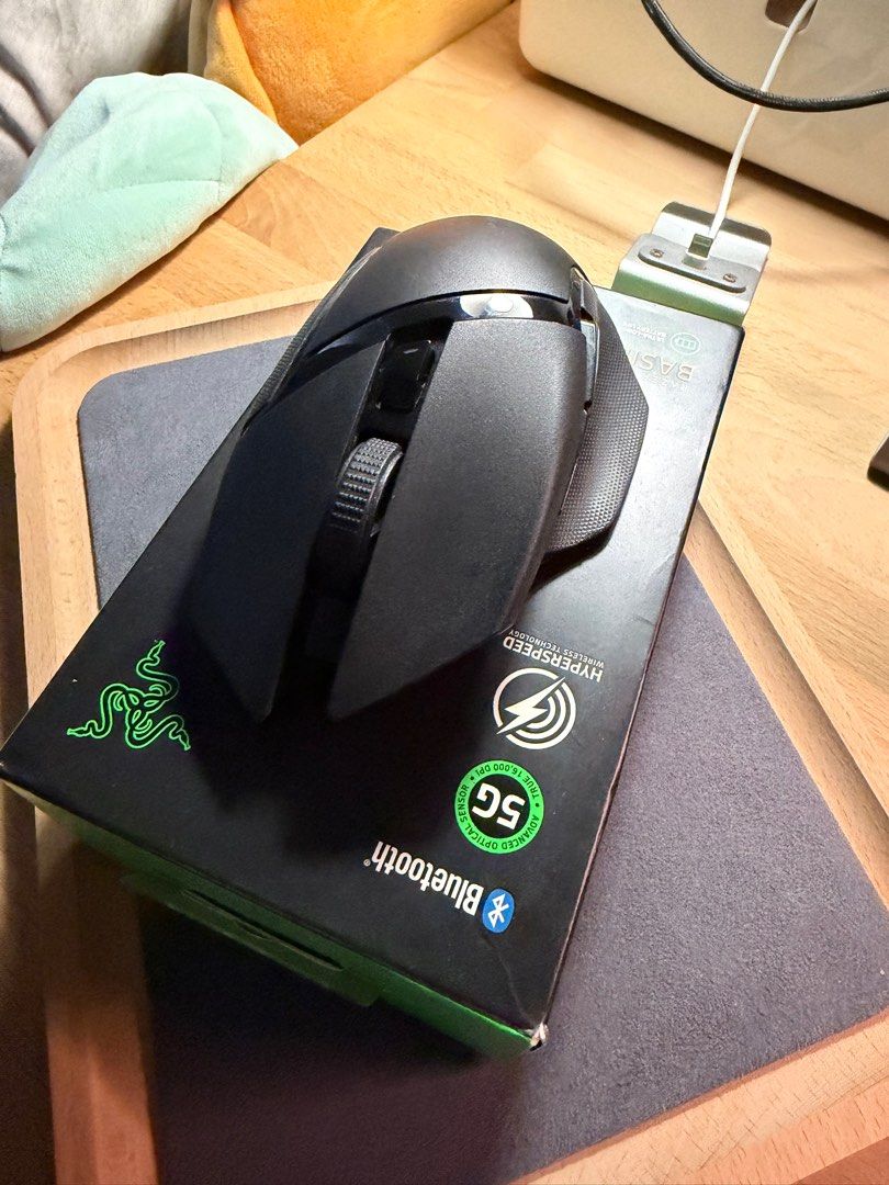 Razer Basilisk X Hyperspeed Wireless Mouse, Computers & Tech, Parts ...
