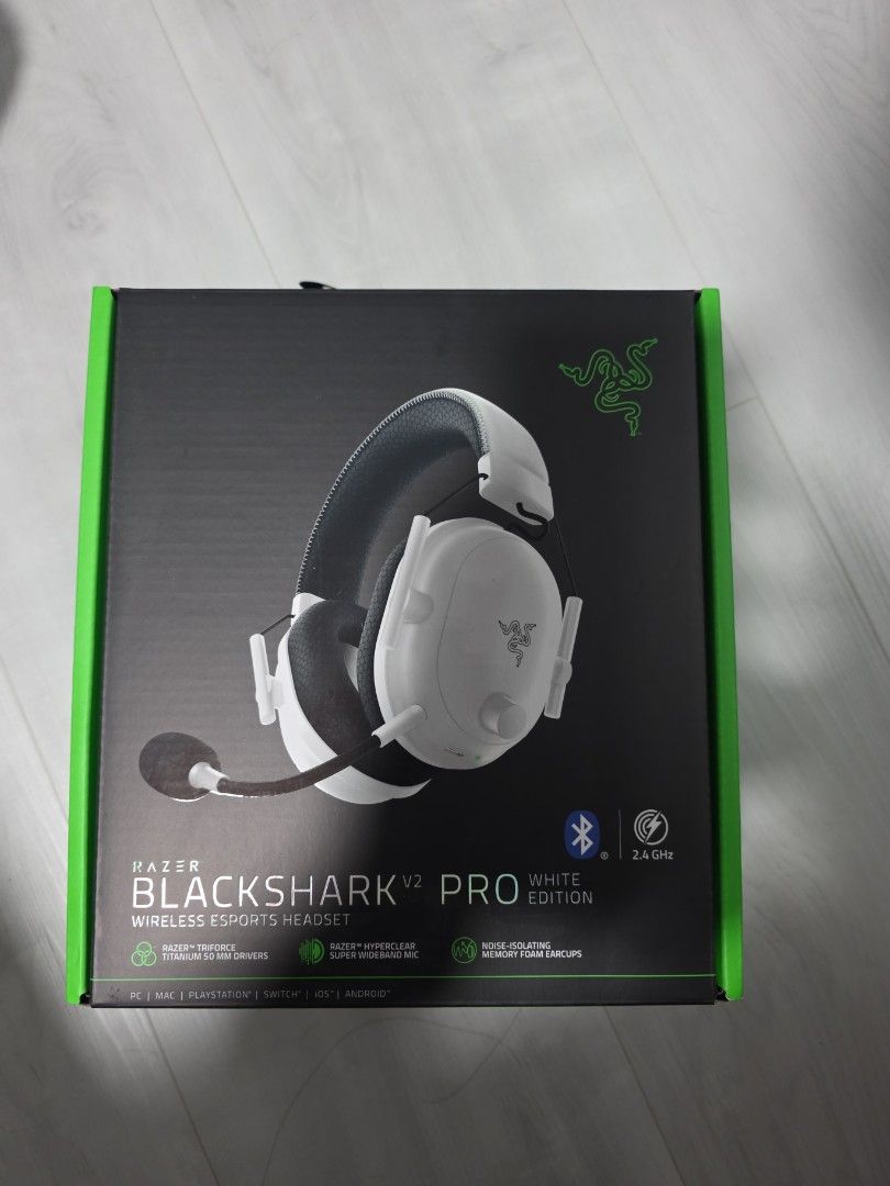 Razer Blackshark V2 PRO(2023) Gaming Headset - White, Audio, Headphones ...