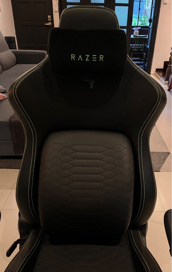 Razer Gaming Chair - Black/Green, Furniture & Home Living, Furniture ...