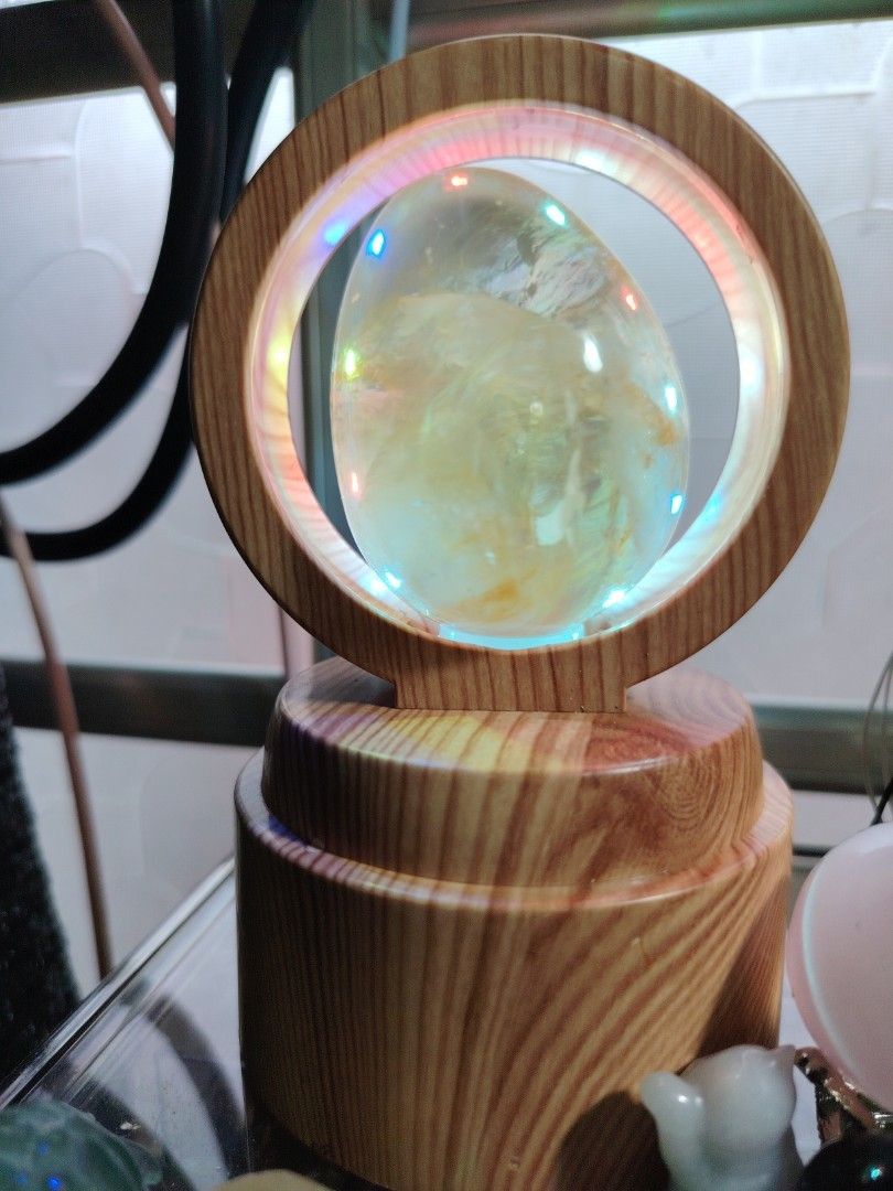 Rose Quartz and crtine egg Sphere with stand, Women's Fashion, Jewelry ...