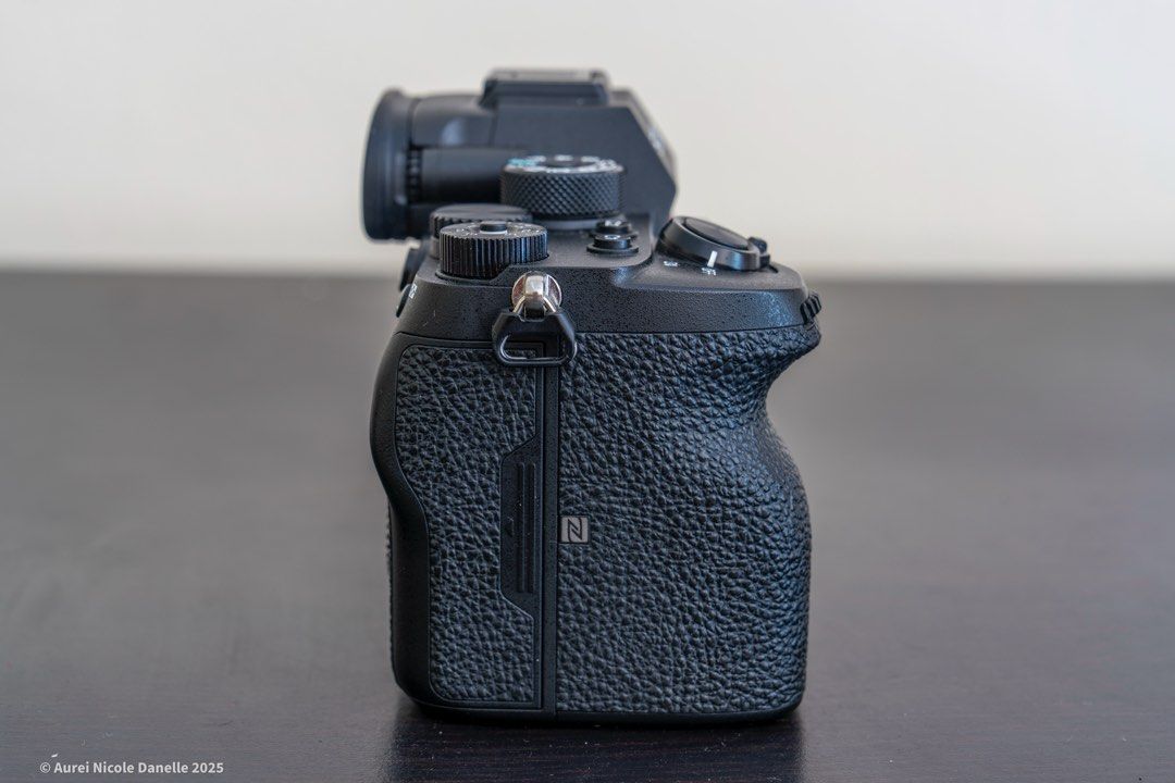 Sony Alpha a7R IV Mirrorless Camera , Photography, Cameras on Carousell
