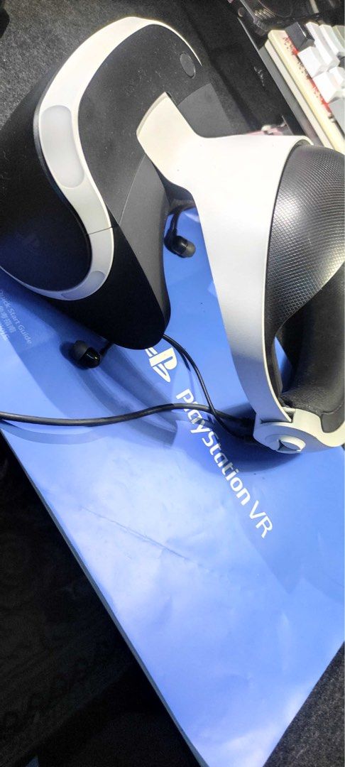 Sony PlayStation VR Beat Saber Bundle, Video Gaming, Gaming Accessories ...