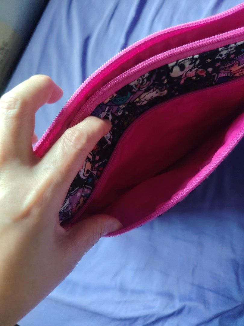 Tokidoki x Hello Kitty Crossbody Bag, Women's Fashion, Bags & Wallets ...