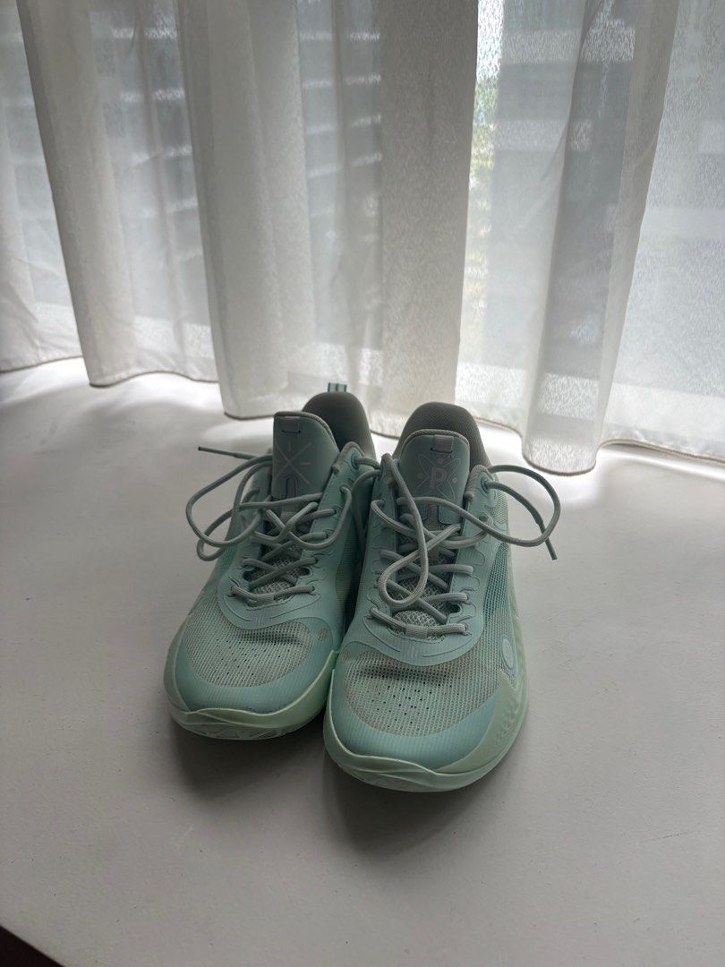 WOW V3 Chemical Reaction, Men's Fashion, Footwear, Sneakers on Carousell