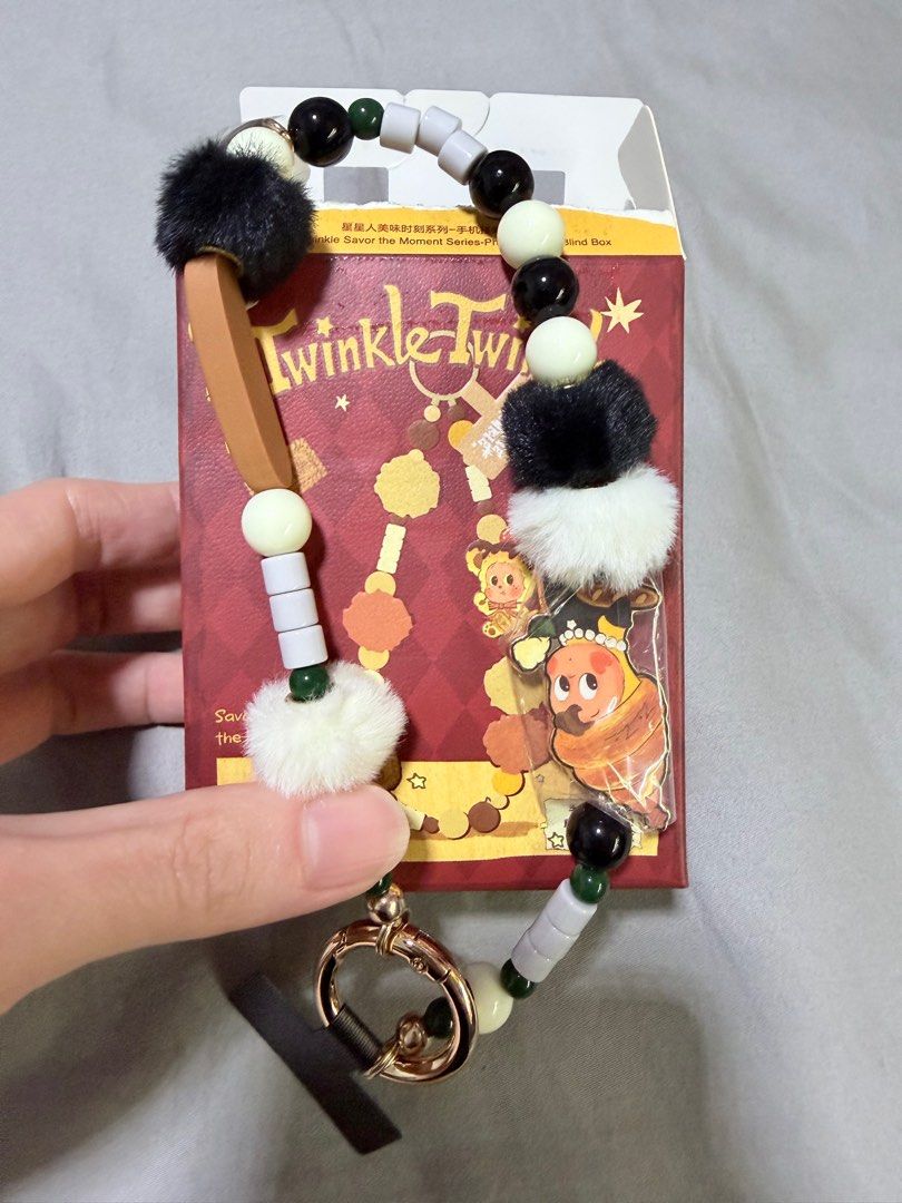 WTT/WTS Twinkle Twinkle Phone Charm Blind Box - Lazy Moments, Women's ...