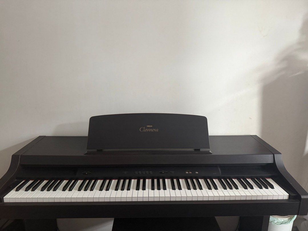 Yamaha Digital Piano, Hobbies & Toys, Musical Instruments on Carousell