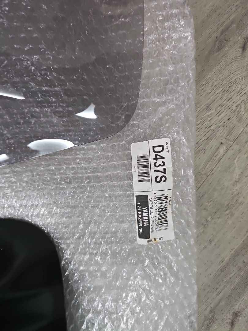 Yamaha Fazer FZ1 1S spoiler fume, Motorcycles, Motorcycle Accessories ...