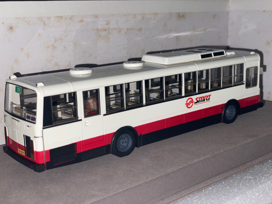 1/43 Masterpiece Collectibles Nissan Diesel SMRT, Hobbies & Toys ...