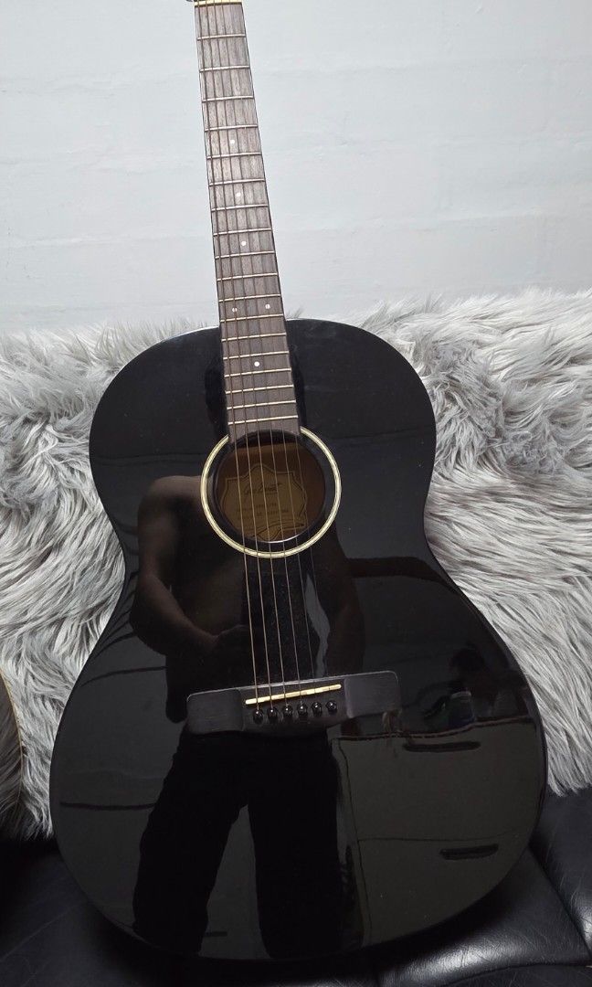 2 Acoustic Guitar - Greg bernnett, Hobbies & Toys, Musical Instruments ...