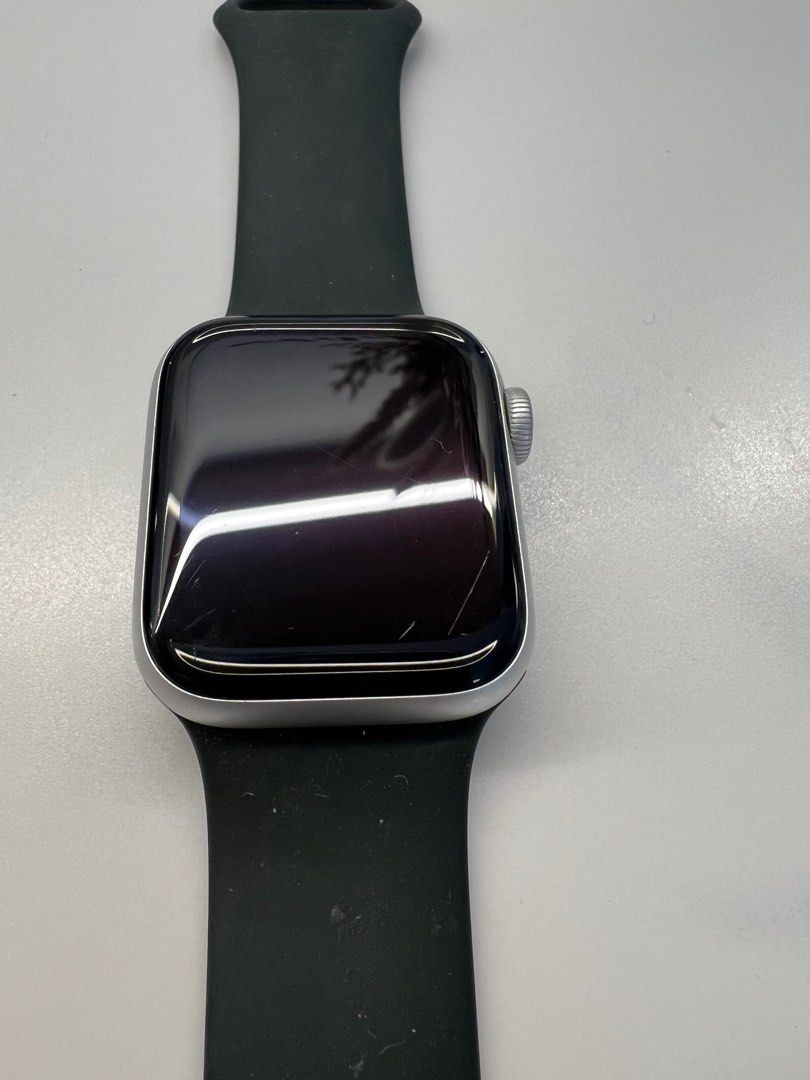 Apple Watch Series 6 - Silver aluminium 40mm, Green Band, Mobile Phones ...