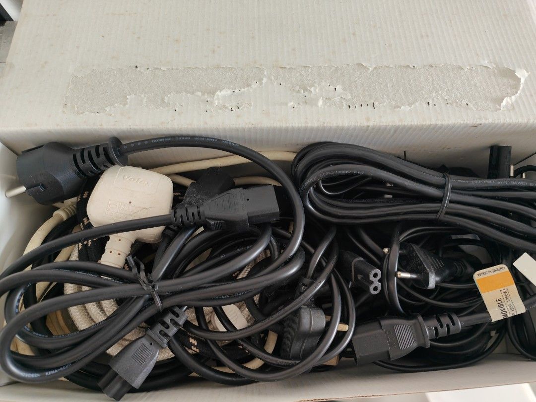 Assorted Power Cables - Various Types, Audio, Other Audio Equipment on ...
