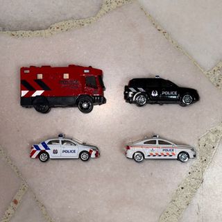 1:18 Chevrolet Singapore Police Diecast Model, Hobbies & Toys, Toys ...