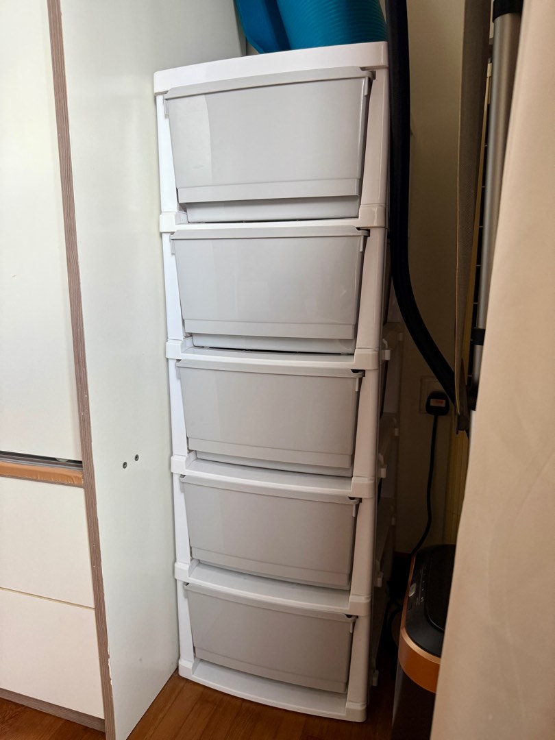 Daiso Cabinet, Furniture & Home Living, Furniture, Shelves, Cabinets ...