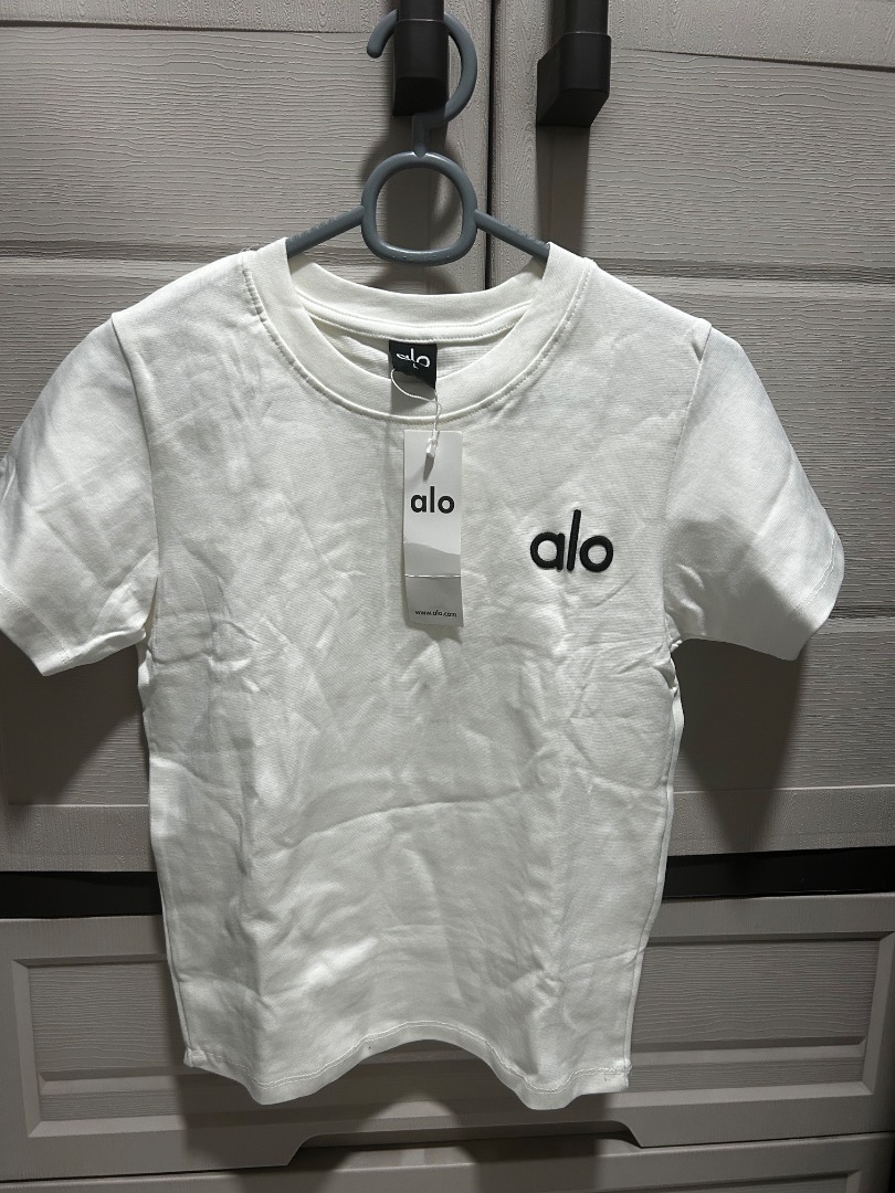 Free, Women's Fashion, Tops, Shirts on Carousell