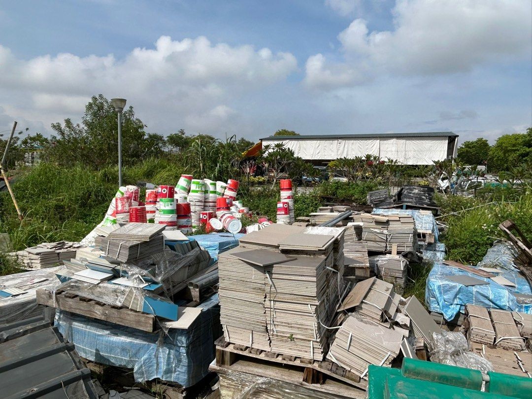 Free Tiles - to clear by this week (before 31 Dec 2025), Everything ...