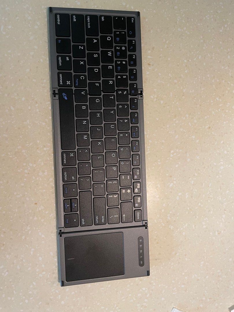 Full-Size Tri-Folding/foldable Bluetooth Keyboard with touchpad ...