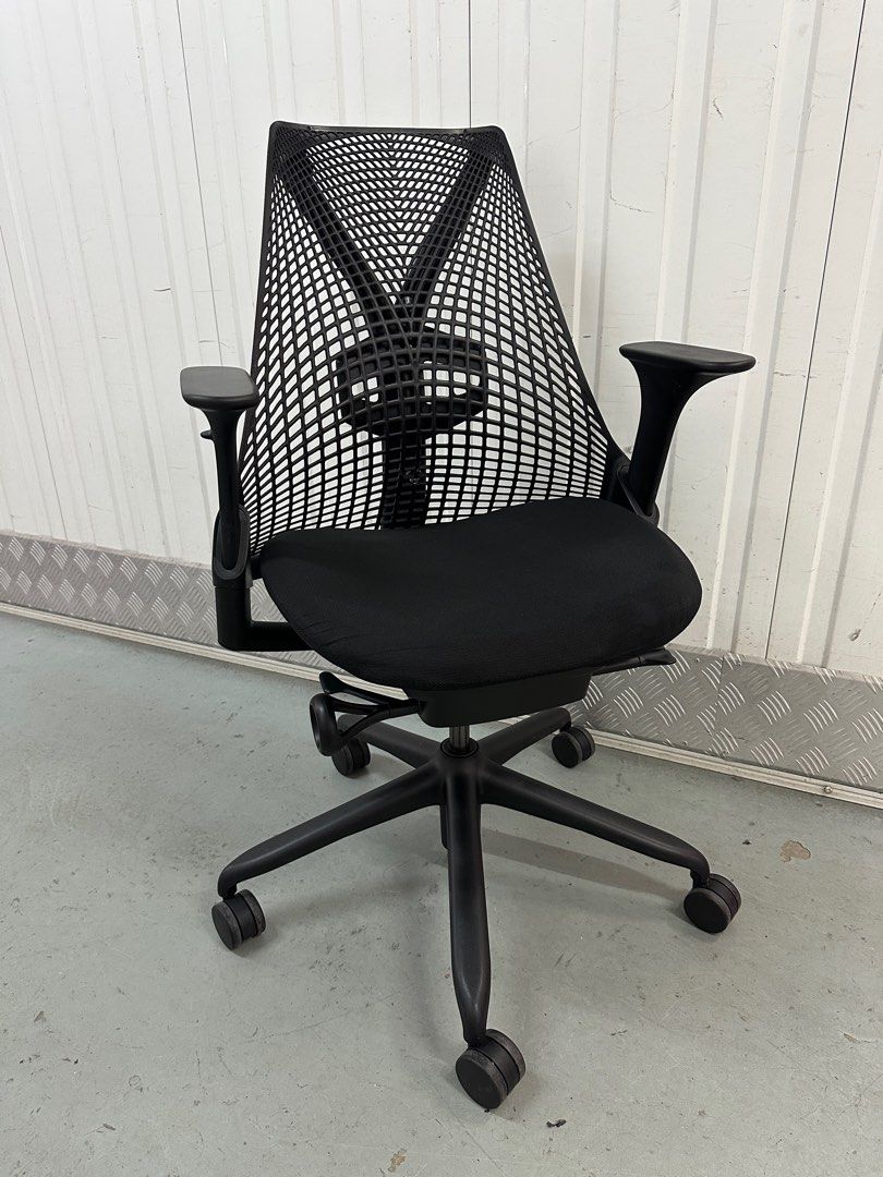Herman Miller Sayl office ergonomic chair , Full load, Furniture & Home ...
