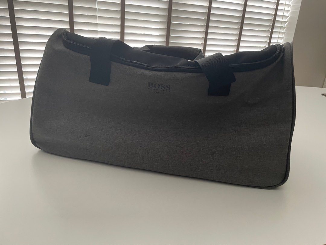 HUGO BOSS Extreme Duffle Bag - Grey, Luxury, Bags & Wallets on Carousell