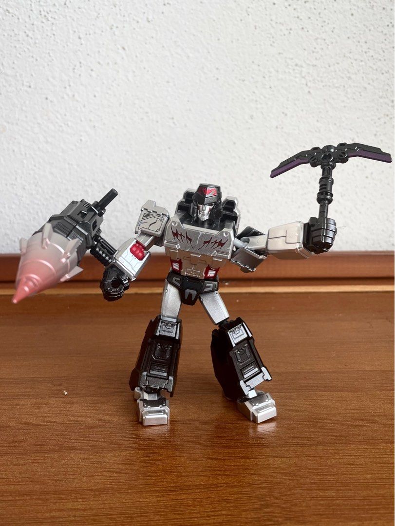IDW-Gladiator Megatron (HIDDEN SECRET) Blokees Transformers Shining ...