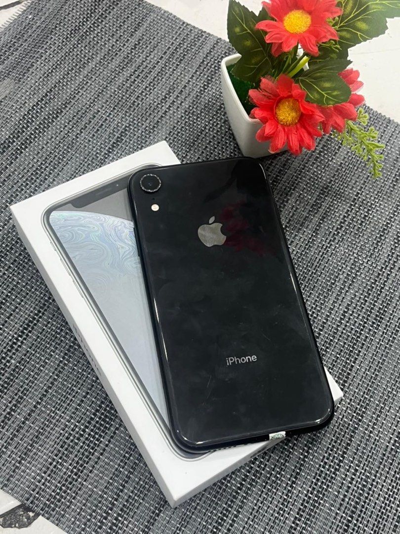 Iphone XR 64gb inter allop fullset, Telepon Seluler & Tablet, iPhone ...