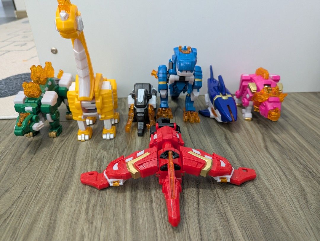 Miniforce - complete set, Hobbies & Toys, Toys & Games on Carousell