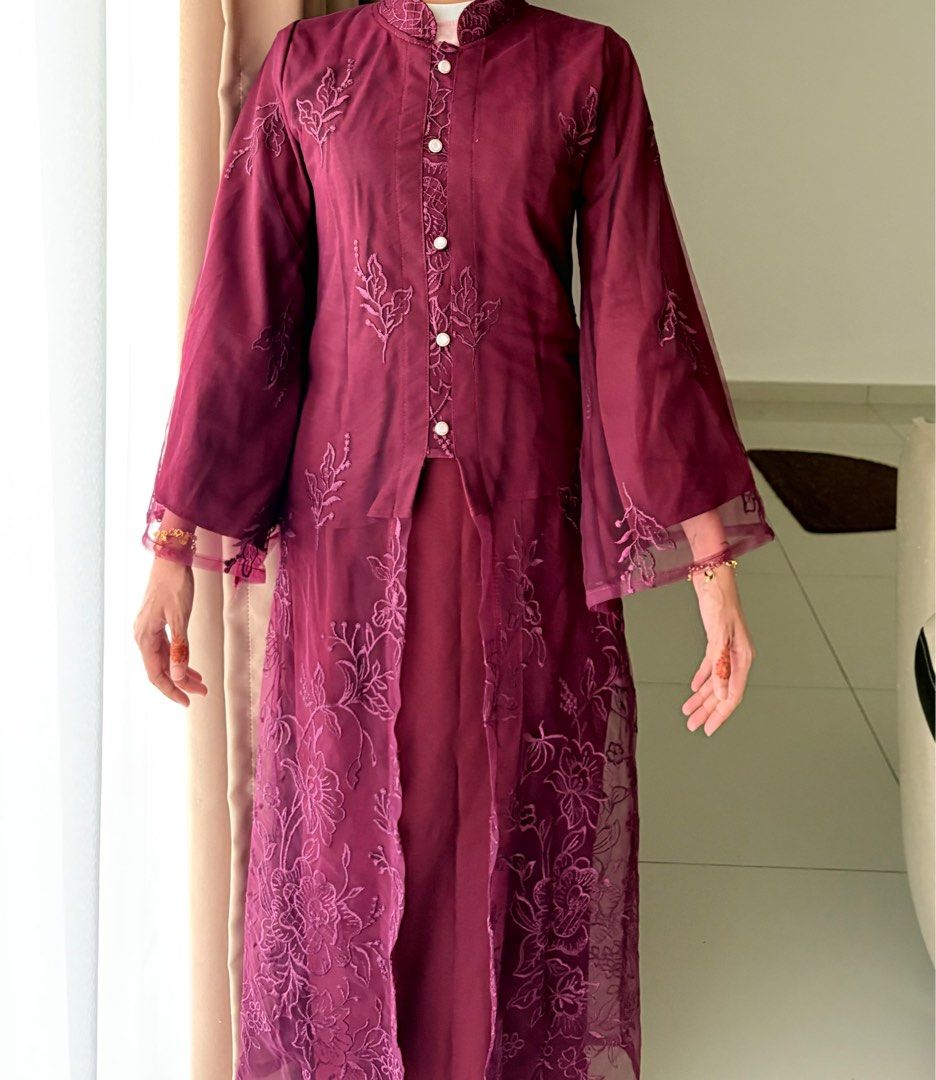 Nadea Kimono by Ceochomel in Burgundy, Women's Fashion, Muslimah ...