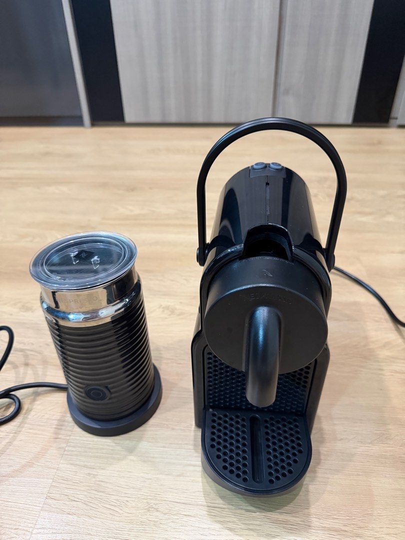 Nespresso Inissia Coffee Machine with Milk Frother, TV & Home ...