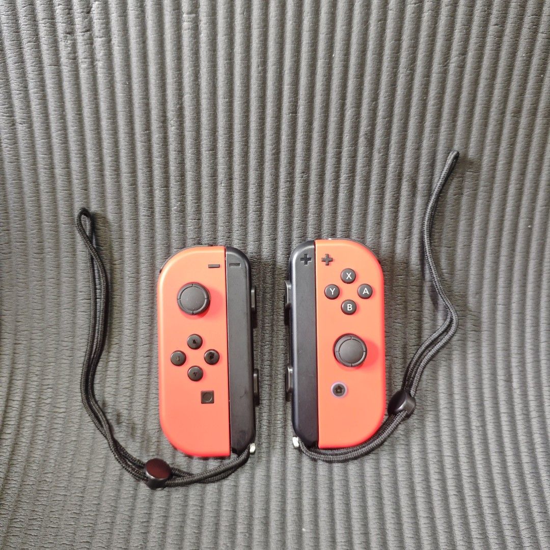 Nintendo Switch Joycon Mario Red Original, Video Gaming, Gaming ...