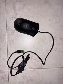 Razer DeathAdder V3 - Ultra-Lightweight Gaming Mouse, Computers & Tech ...