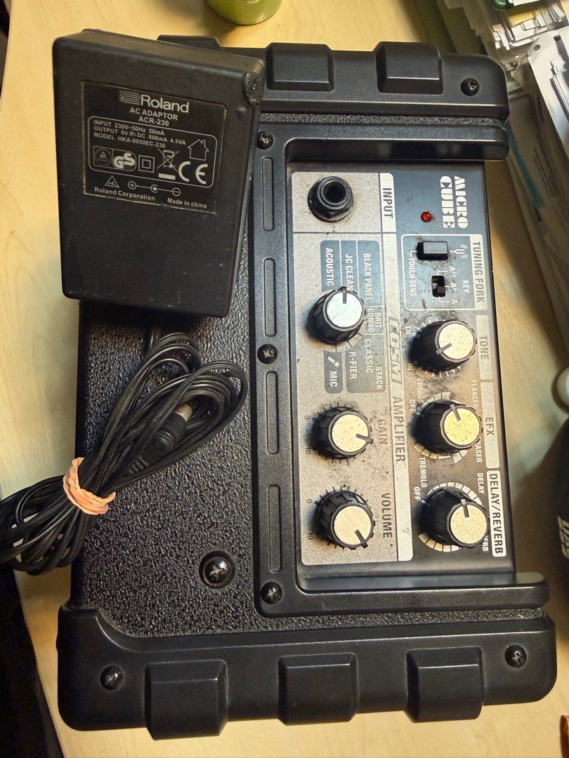 Roland Micro Cube GX Guitar Amplifier, Hobbies & Toys, Music & Media ...