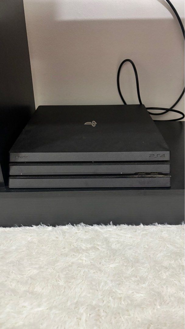 Sony PlayStation 4 Pro with 5 Controllers, Video Gaming, Video Game ...