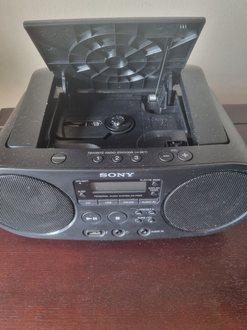 Sony Portable CD Player with Radio, Audio, Portable Music Players on ...