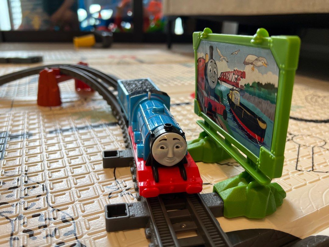 Thomas & Friends Gordon Train Set, Hobbies & Toys, Toys & Games on ...