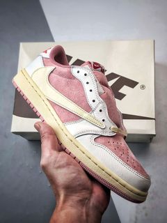 Nike Air Jordan 1 x Travis Scott 1, Women's Fashion, Footwear, Sneakers ...