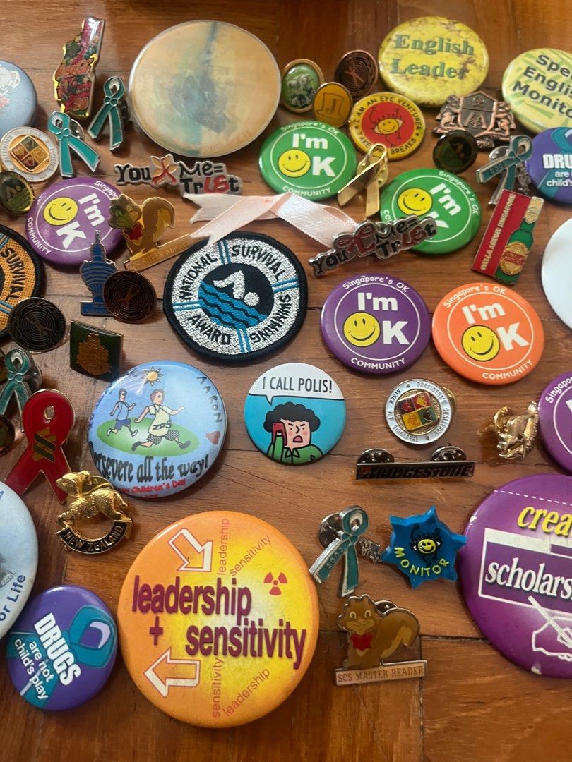 Vintage Pin and Badge Collection, Hobbies & Toys, Memorabilia ...