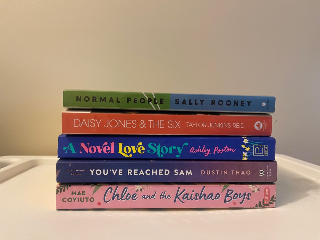 BookTok Bundle, Hobbies & Toys, Books & Magazines, Fiction & Non ...