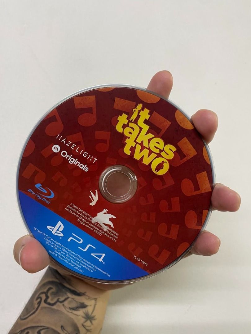 IT TAKES TWO PS4 (PS5 UPGRADABLE), Video Gaming, Video Games ...