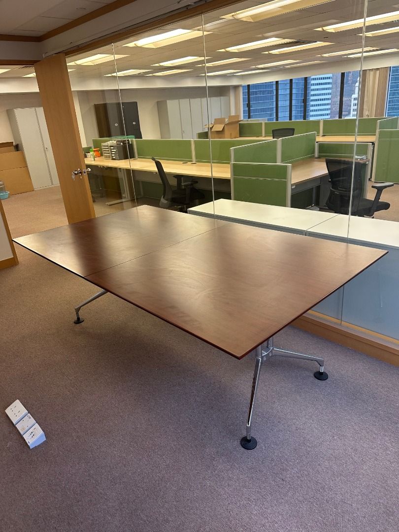 Long Meeting Table, 傢俬＆家居, 傢俬, 桌子 - Carousell
