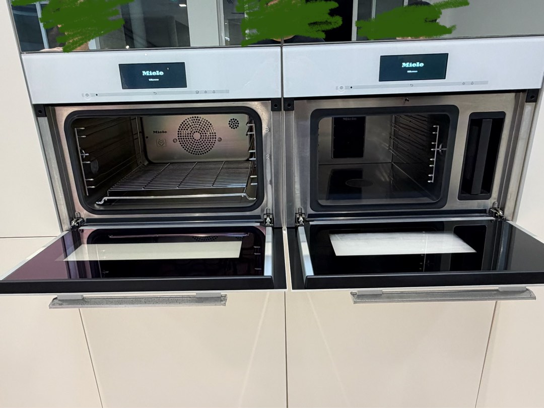 Miele built in steam and convection oven (40litres), TV & Home ...