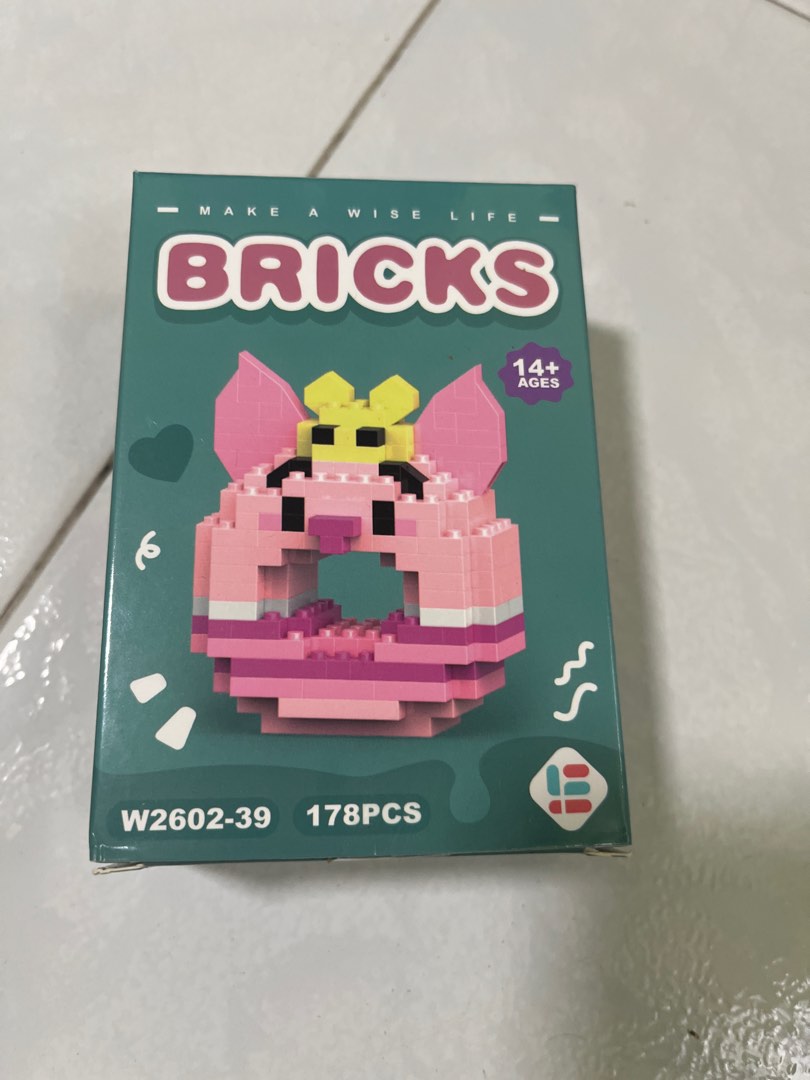 Mini Building Blocks - Piggy Donut, Hobbies & Toys, Toys & Games on ...