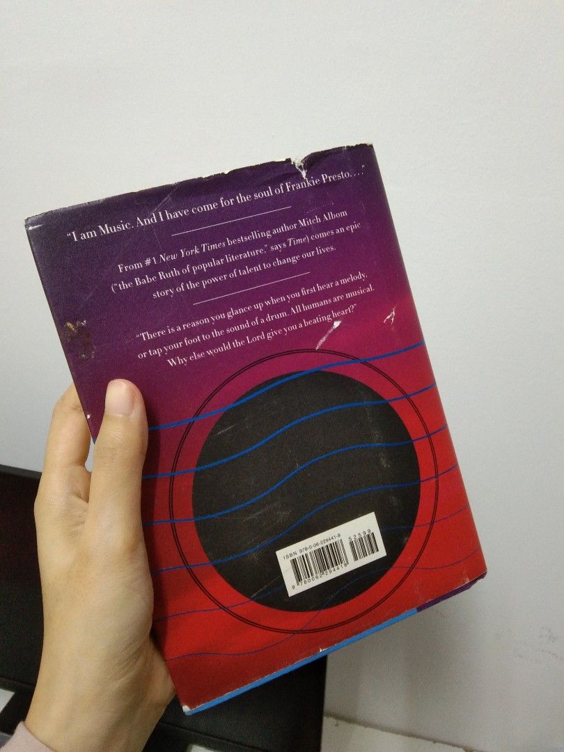 Mitch Albom - The Magic Strings of Frankie Presto, Hobbies & Toys ...