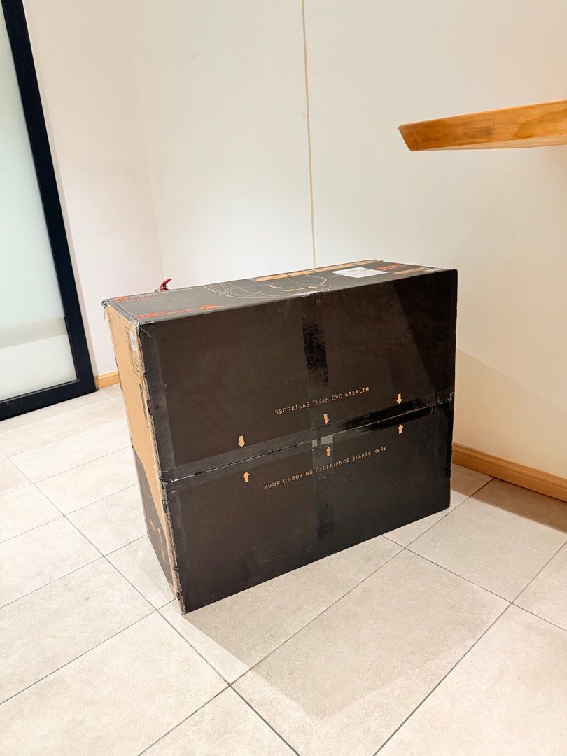 Secretlab TITAN Evo Stealth Gaming Chair, Furniture & Home Living ...