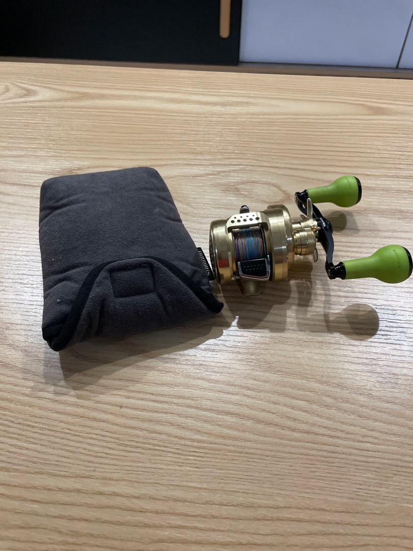 Shimano Calcutta Conquest 100 CQ Baitcasting Round reel gold, Sports ...